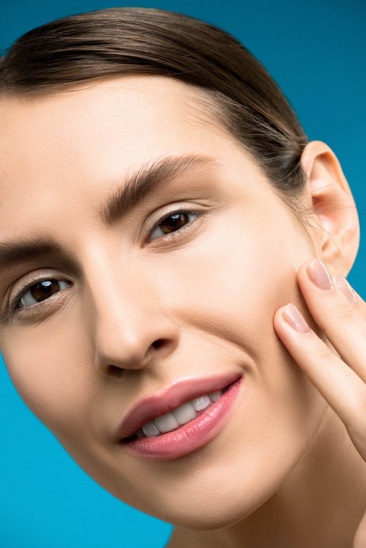 Cheek enhancement – Saints Aesthetics